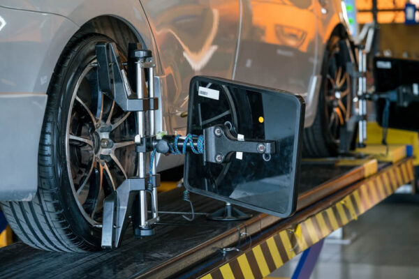 24/7 Tracking & Wheel Alignment Service In Bolton